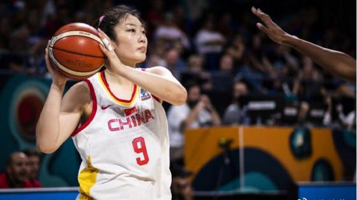 CBA3消息！李梦重返中国女篮 中国男篮热身赛程出炉 周琦分享美食|李梦|周琦|中国男篮_新浪新闻