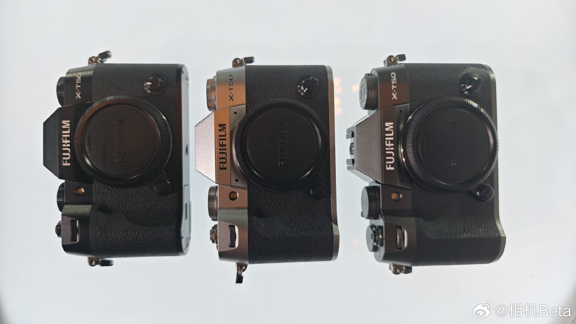 真机上手！富士XT50正式发布，五代传感器和处理器，20种胶片模拟，给了防抖…|富士|胶片|五代_新浪新闻