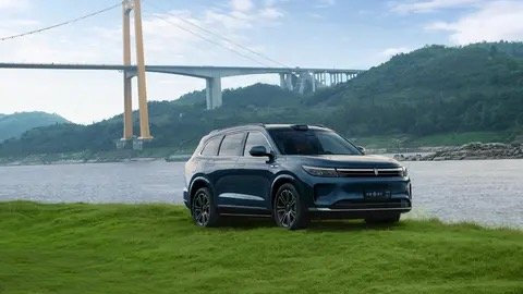 精致生活 智慧出行！问界新M7、理想L6、L7谁才是家用SUV最优选？-新浪汽车