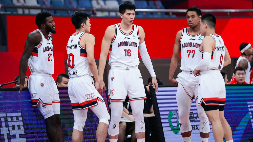 CBA又一状元成水货！留洋镀金，场均4+2露出老底|CBA|状元|选秀_新浪新闻