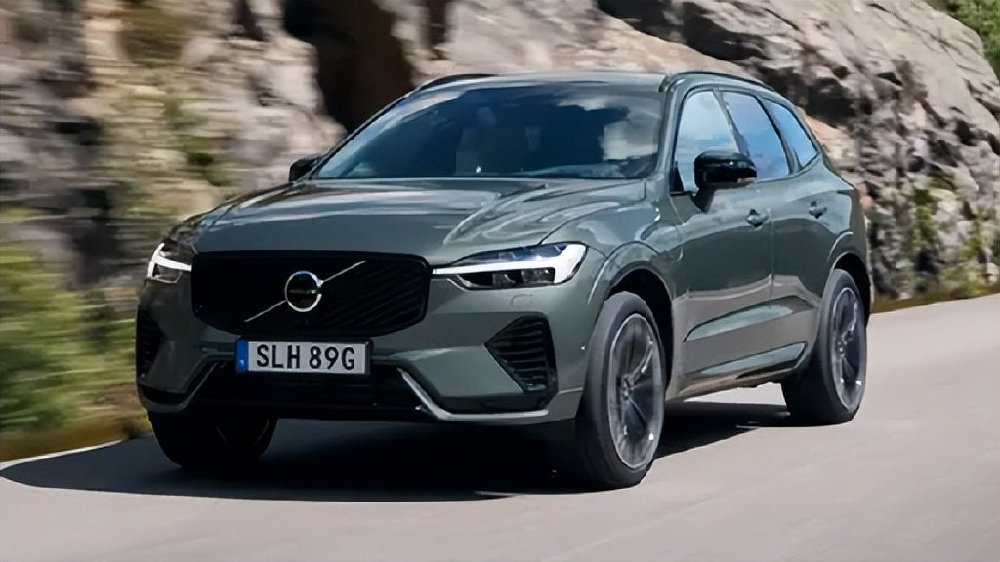 终于想通了！新款XC60换装8155芯片+AI大模型，车机短板补齐-新浪汽车