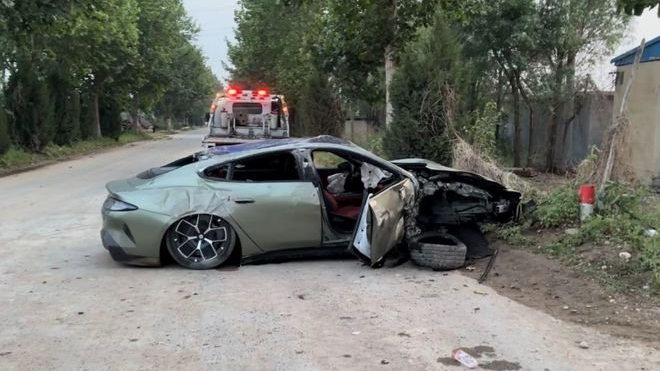 小米SU7事故频发的原因找到了-新浪汽车