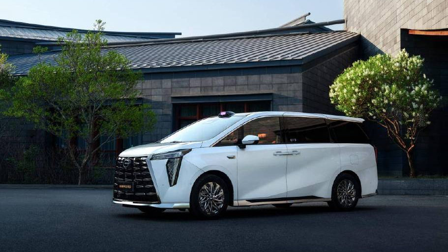 35.99万元起，传祺向往M8乾崑上市，要坐华系MPV头把交椅-新浪汽车