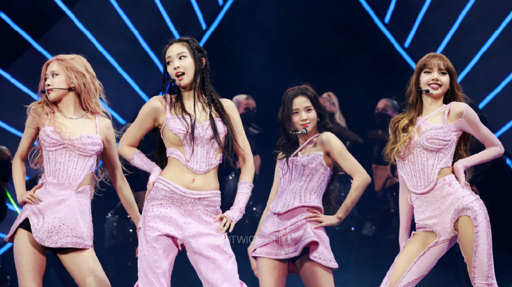 BLACKPINK科切拉第二周舞台，终于获得了韩国媒体的称赞！|切拉|音乐节|科切拉_新浪新闻