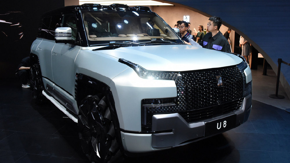 续航长价格低 仰望U8让奔驰EQG有点尴尬-新浪汽车