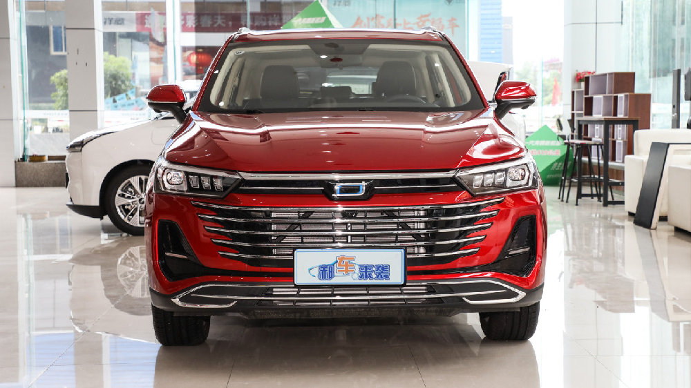 10万预算买紧凑型suv,敢竞争哈弗h6长安cs55,一汽奔腾t77咋样? 新浪汽车