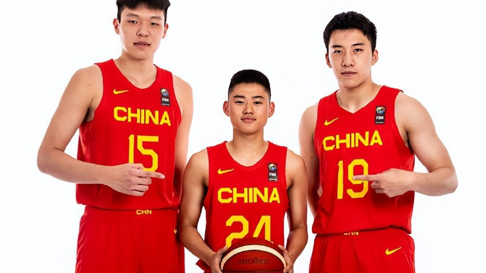 官方数据！中国U19男篮12位小将资料，一点与三强存“差距”|王俊杰|公分|杨瀚森_新浪新闻