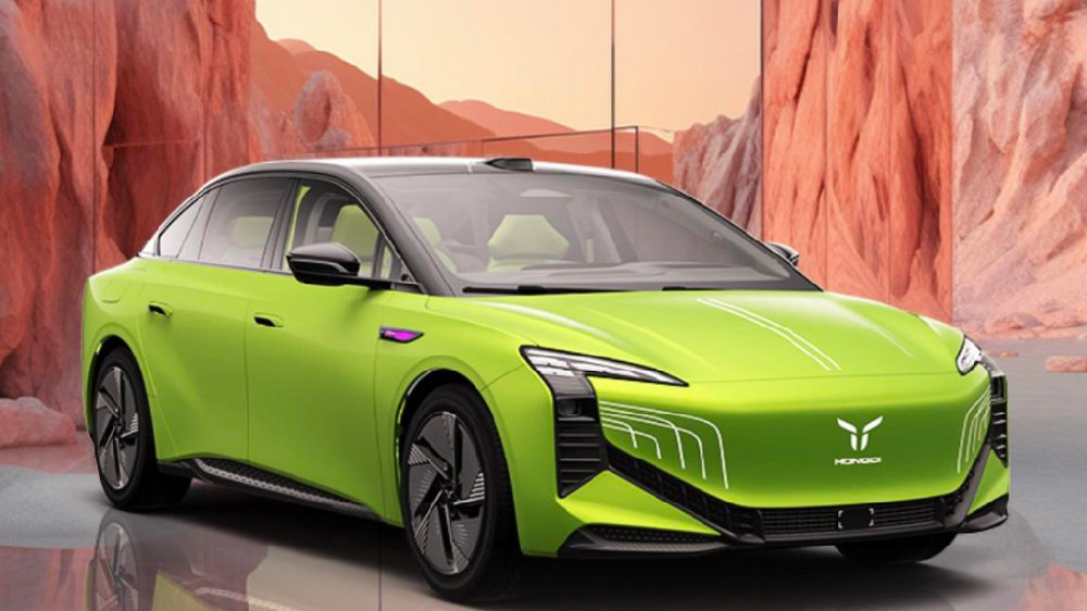 最高续航可达800公里，红旗E001内饰官图发布，有望11月上市-新浪汽车