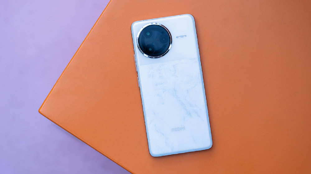 REDMI K80 Pro 快速体验：最优雅的 K，还是最狂暴的 Civi？|设计|直屏_新浪新闻