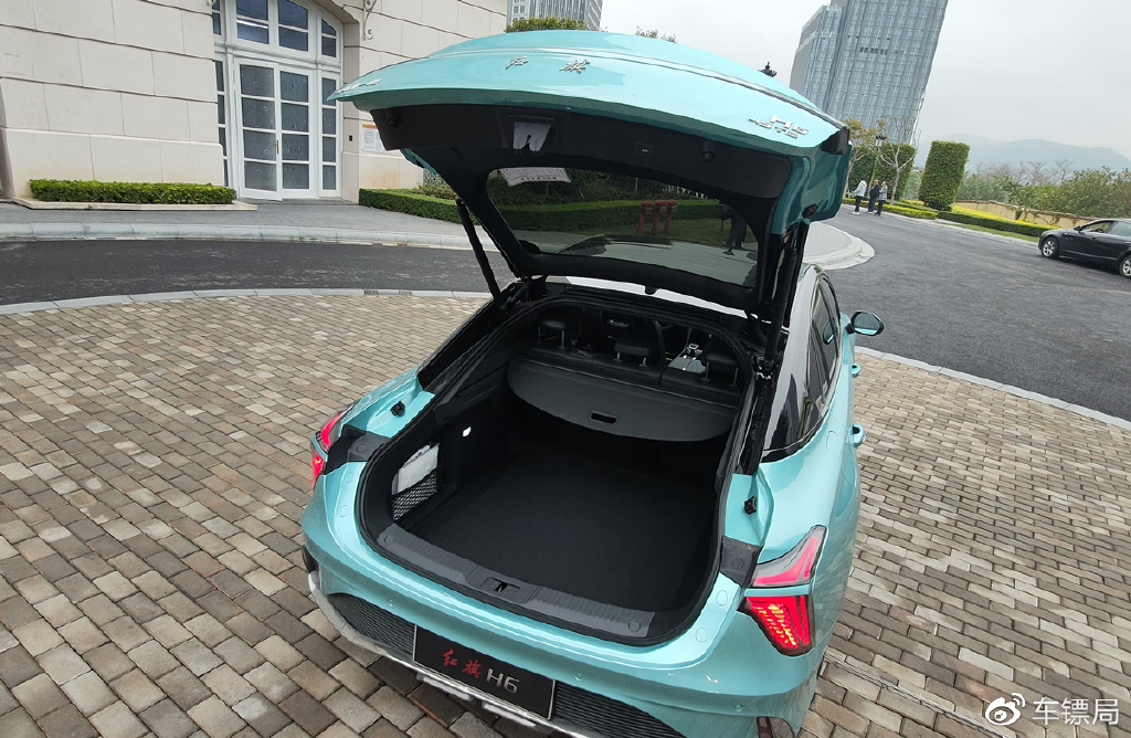 红旗的“掀背轿跑”！全新H6开启预售，全系2.0T动力，19.48万起