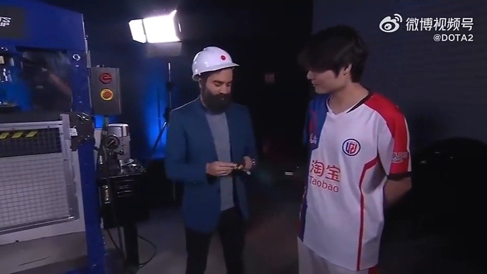 爽！利雅得DOTA2大师赛：LGD选手Pyw亲手碾碎Heroic钥匙|Heroic|LGD|DOTA2_新浪新闻