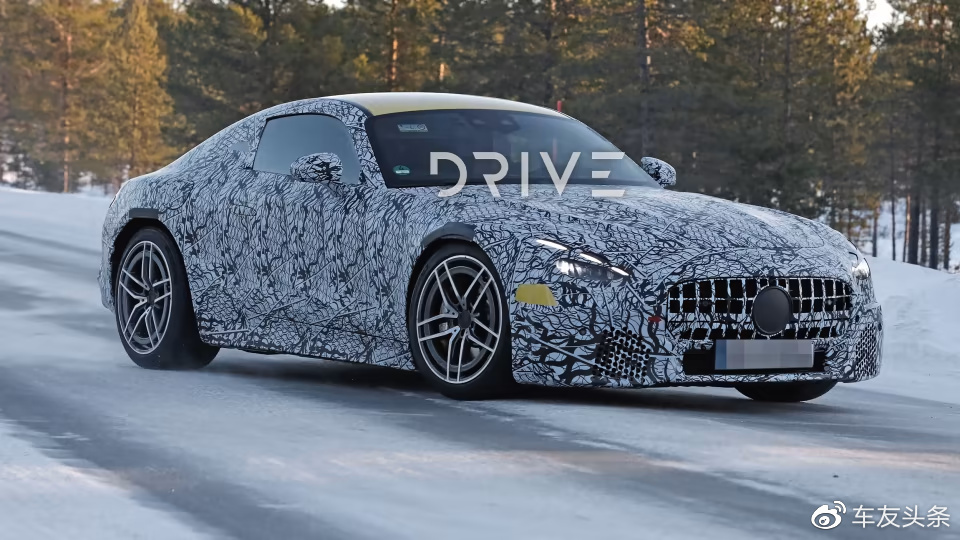 入门版搭载2.0T四缸机 全新一代AMG GT双门跑车无伪照曝光