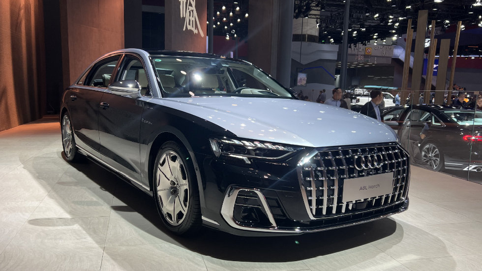 2023广州车展丨4.0T动力 奥迪A8L Horch创始人版60TFSI亮相-新浪汽车