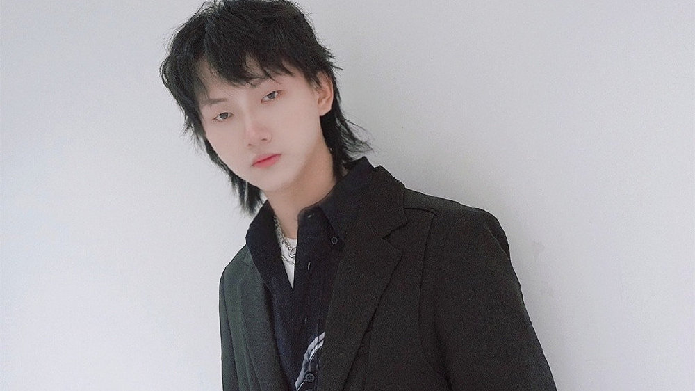 QG Fly身价曝光，直播年收入KPL第一，是除梦泪外的第一人|梦泪|kpl|重庆_新浪新闻