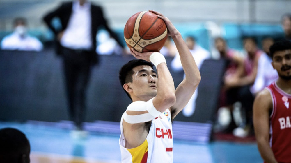 清洗男篮2大巨星！最差的2人全是窝里横，证明CBA只是虚假繁荣|CBA|沈梓捷|孙铭徽_新浪新闻