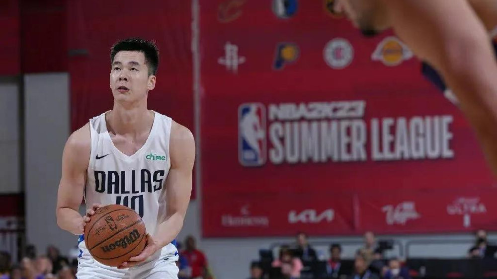 CBA3消息！上海新星赛季报销，天津裁掉汉兰，第二阶段继续赛会制|杰弗森|CBA|赛会_新浪新闻