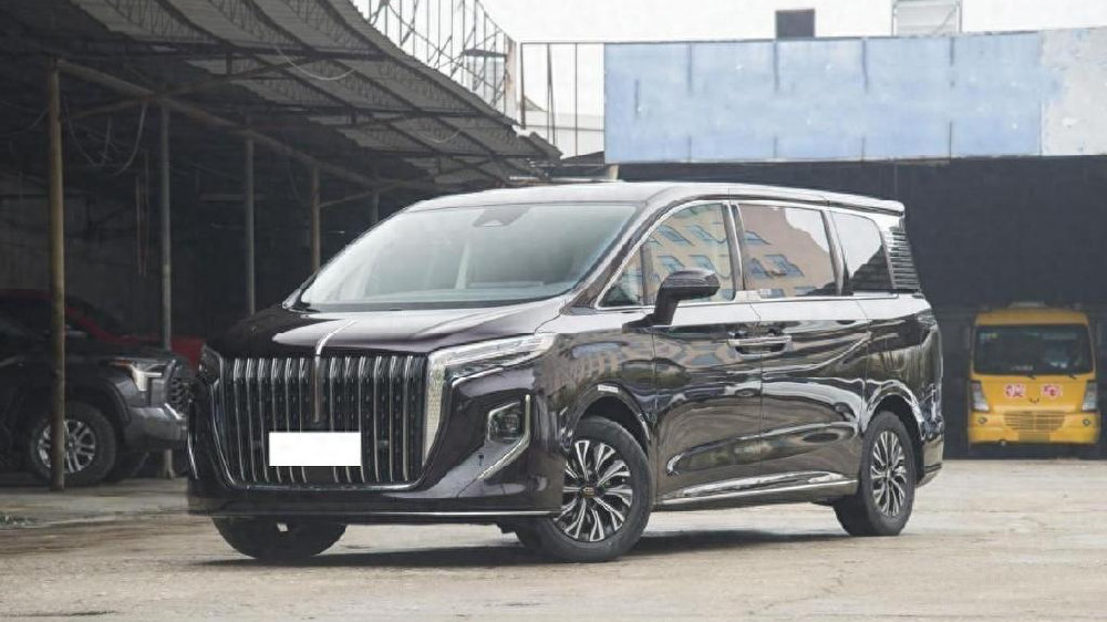 36万元起，红旗HQ9 PHEV开启预售，将于北京车展上市-新浪汽车