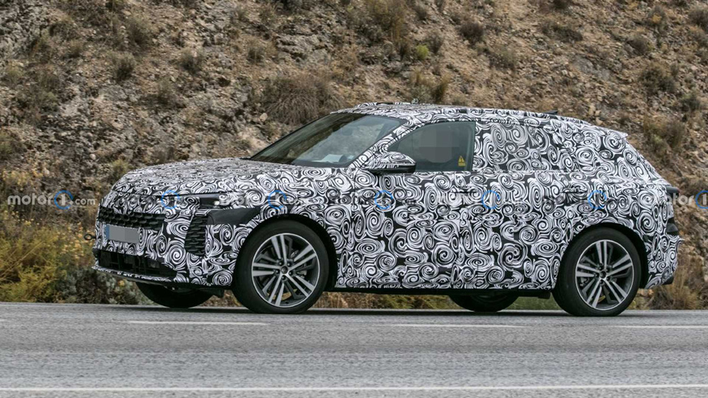搭载插电式混动系统 瞄准宝马X3M 奥迪RS Q5谍照曝光