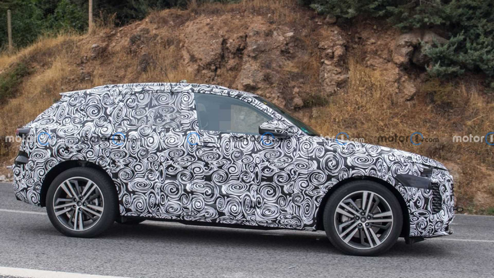 搭载插电式混动系统 瞄准宝马X3M 奥迪RS Q5谍照曝光