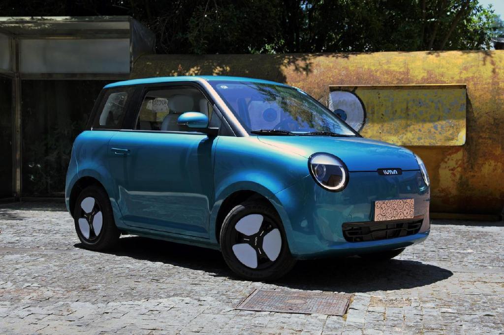 A0级电动市场再现新卷王，长安Lumin能否击败MINI EV成为一哥？