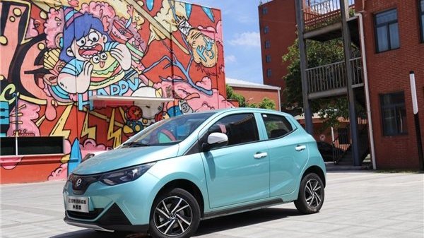 大空间长续航高品质，江铃小麒麟见证A00级新能源车崛起-新浪汽车