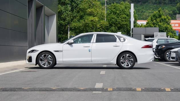 为何捷豹XFL能在40万级豪华轿车市场挑战奥迪A6L？-新浪汽车