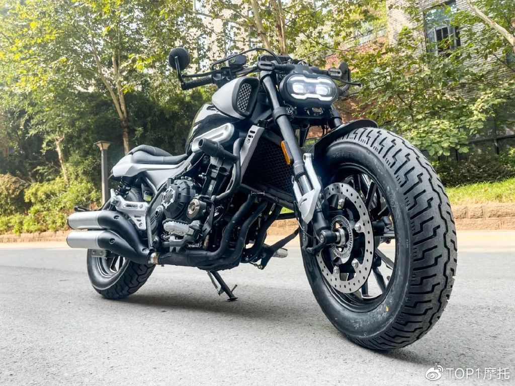 全系标配TCS功能？无极CU525实车曝光，打造国产运动巡航新标杆