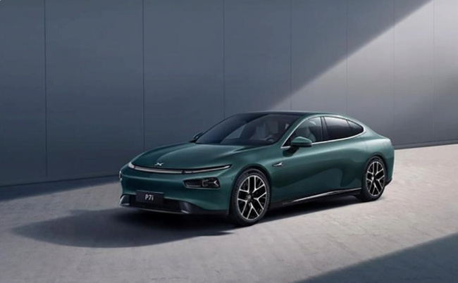 全新小鹏P7i正式上市，全面提升，售价24.99万元起