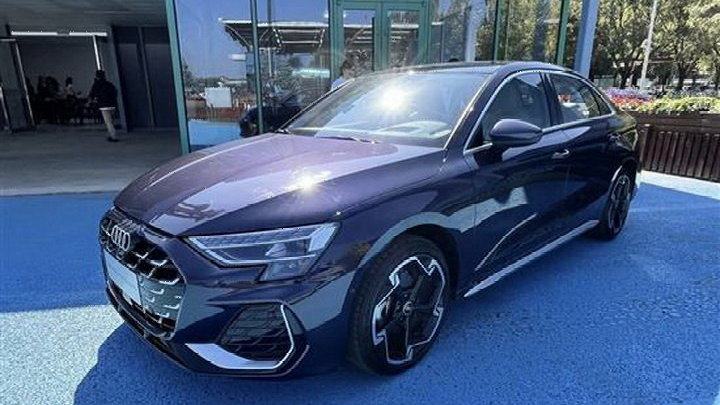 换装1.5T引擎，2025款奥迪A3曝光，有望10月底上市-新浪汽车