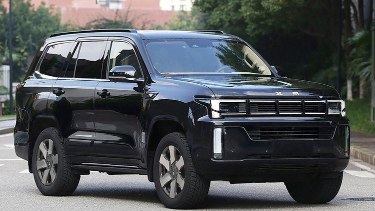 25.98万起，北京BJ60雷霆 魔核电驱满电上市-新浪汽车