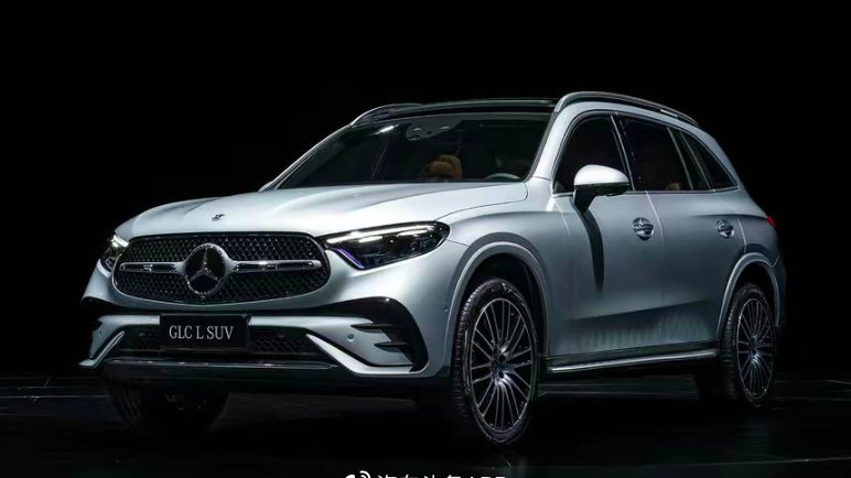 全新奔驰GLC，继续“拿捏”社会新贵-新浪汽车