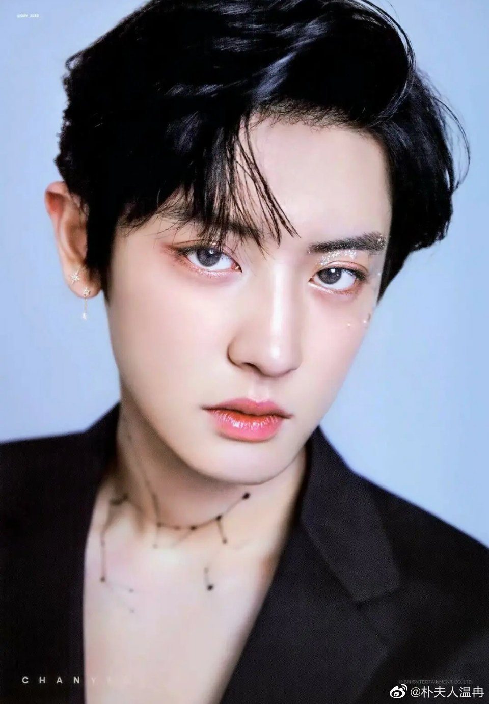 EXO韩流粉丝团发力，要求金钟大和朴灿烈退团，电台和报纸已报道