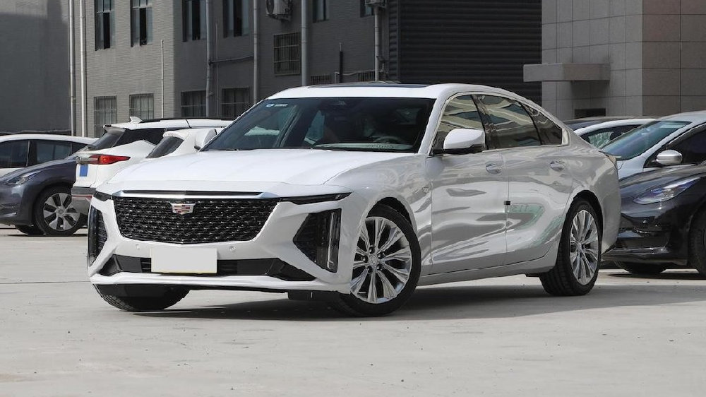 落地40万出头拿下C级豪车，凯迪拉克CT6与奥迪A6L，谁更值得选？-新浪汽车