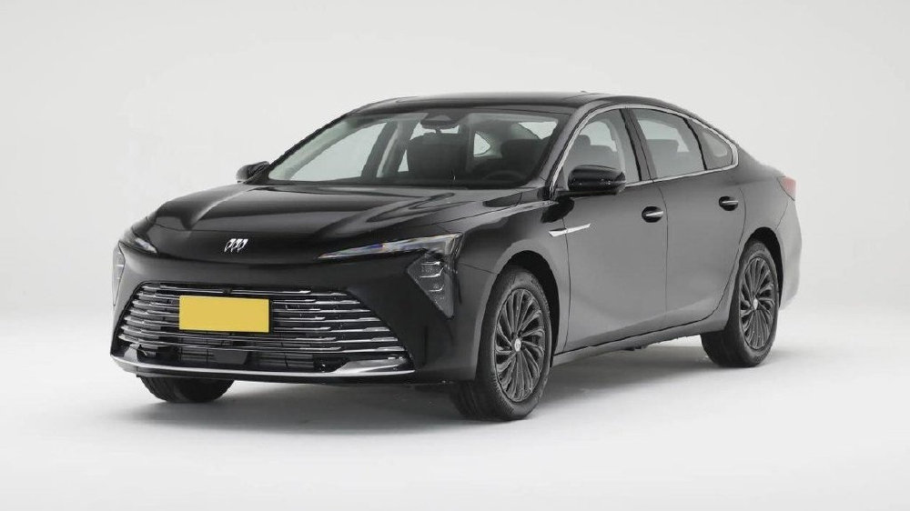 合资B+级车仅15.99万，车长近5米，标配2.0T+9AT，详解别克君越-新浪汽车