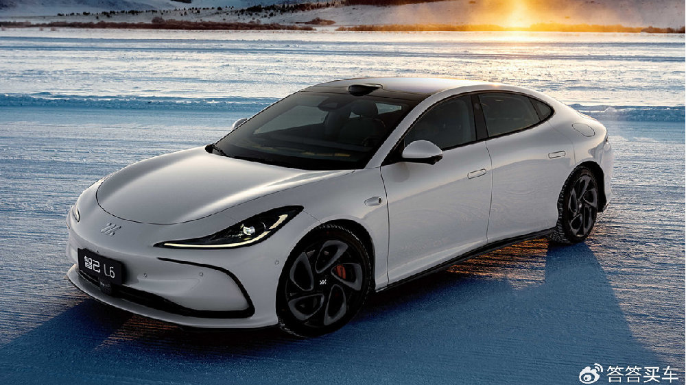 智己L6推出限时购车政策 5年0息+5000元保险金-新浪汽车