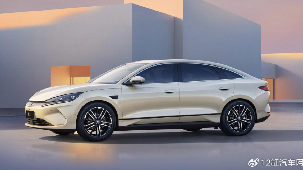 11.98万起售，秦L EV独悬要痛击MONA M03吗？-新浪汽车
