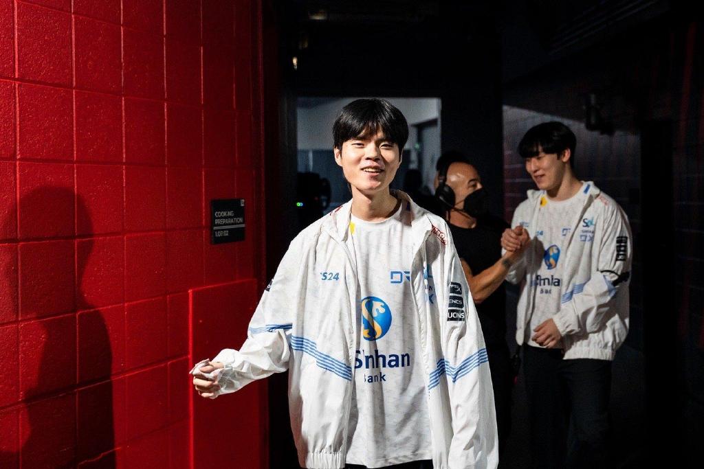 S12决赛：自信！T1全员大恶人要零封DRX夺冠|Oner|夺冠|决赛_新浪新闻