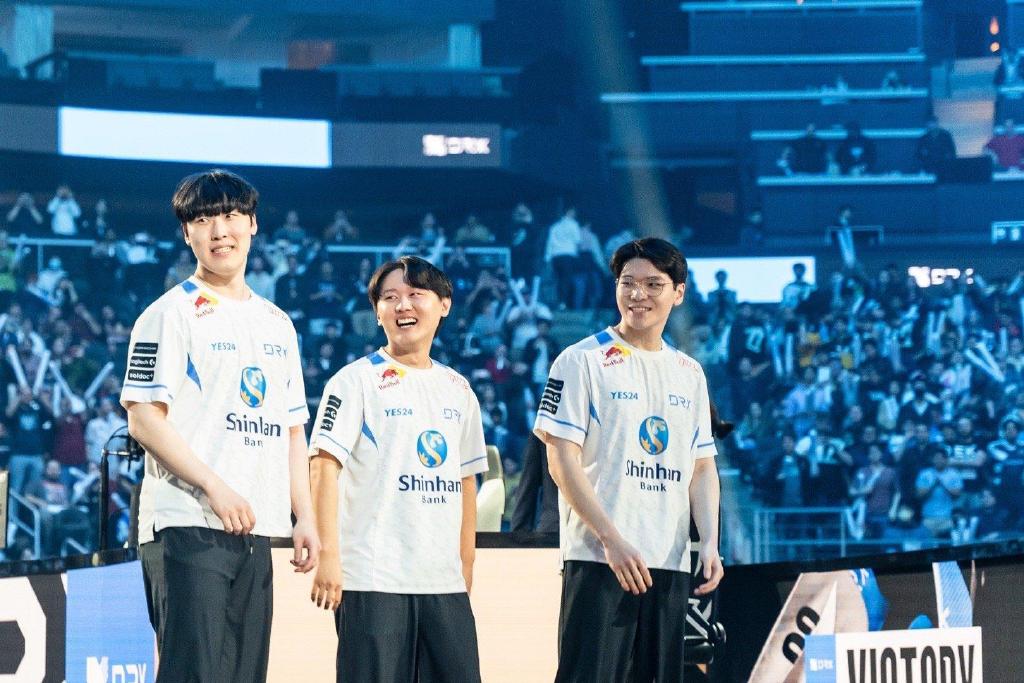 S12决赛：自信！T1全员大恶人要零封DRX夺冠|Oner|夺冠|决赛_新浪新闻