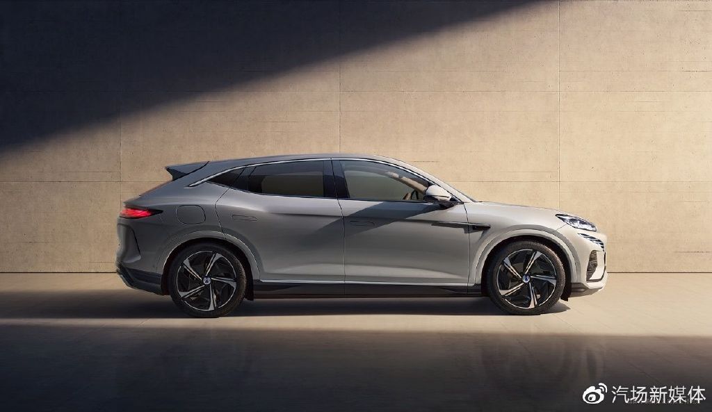 猎跑造型，35万起，腾势N7竞品是极氪001还是BBA？