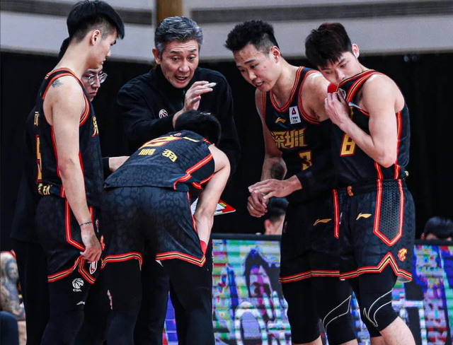 CCTV5直播！新疆VS深圳硬磕到底，阿不都率队复仇，法尔PK沈梓捷