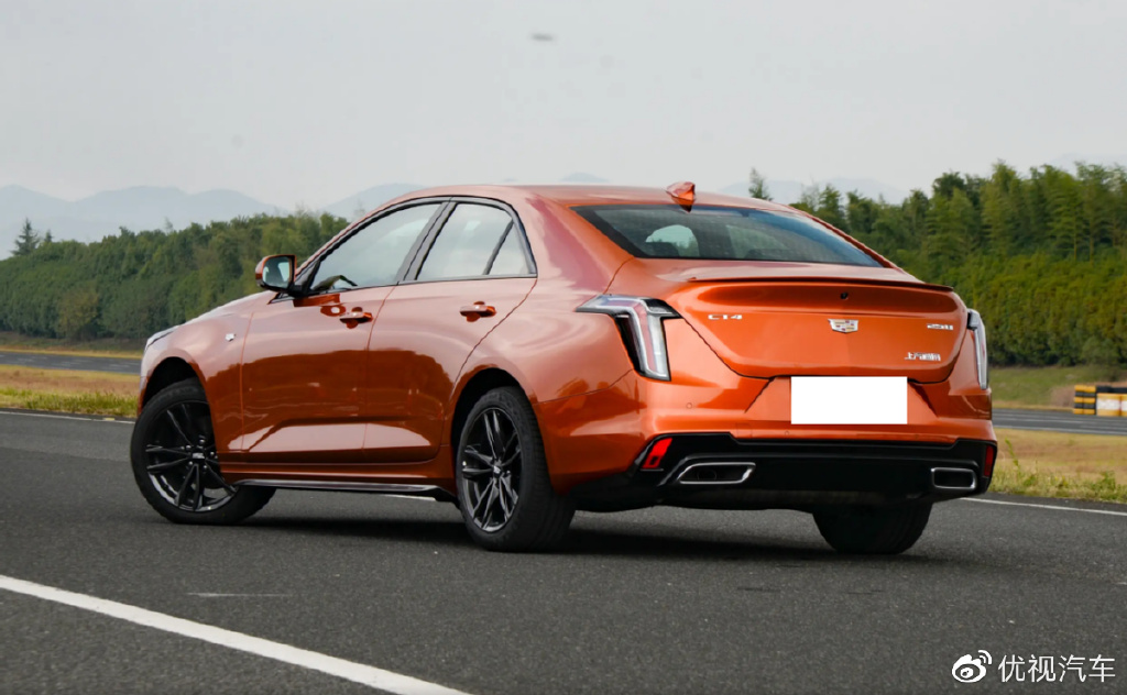 起售价21.97万元，2023款凯迪拉克CT4正式上市，提供两种动力可选