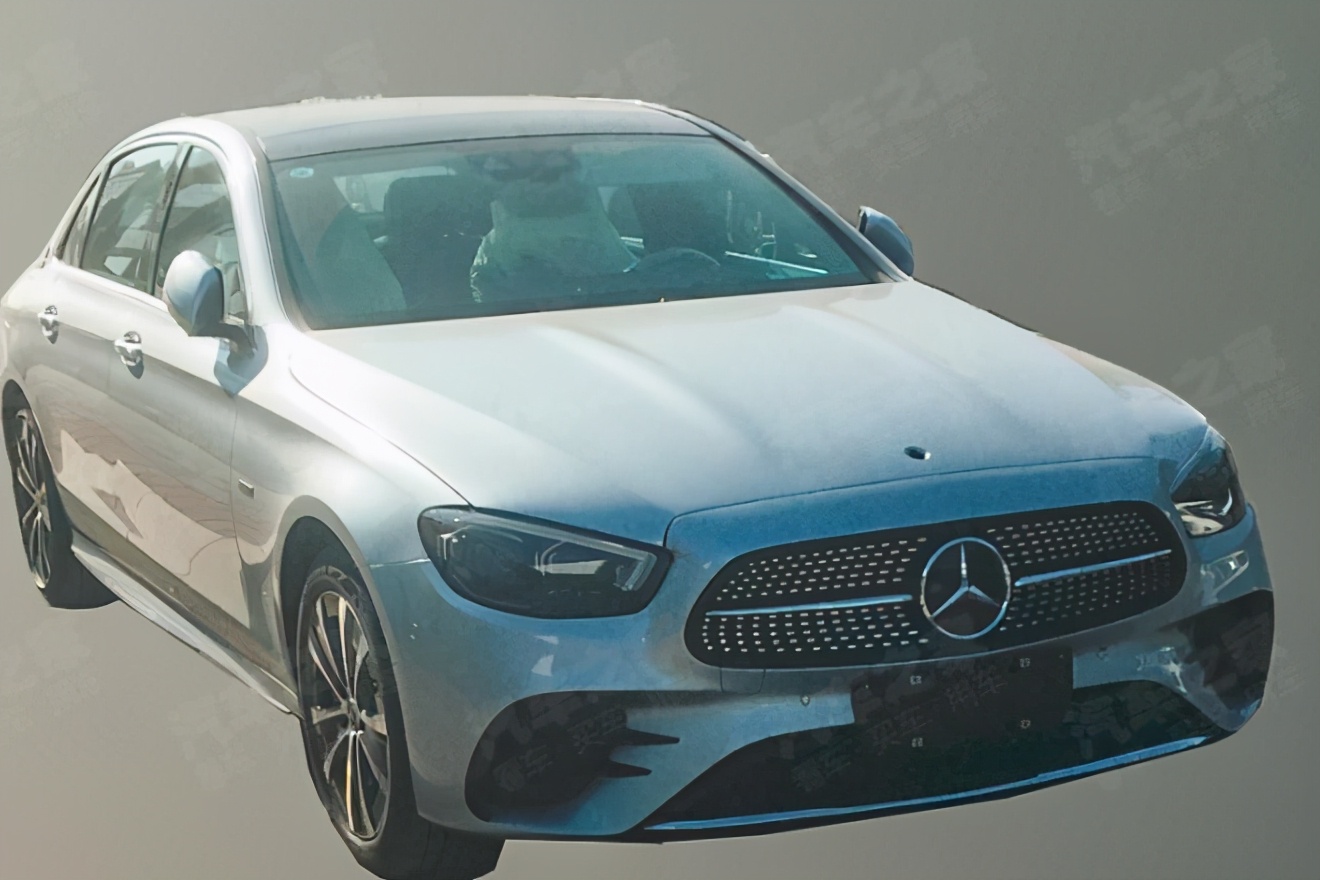 奔驰E350eL姗姗来迟，宝马535Le不再一家独大-新浪汽车