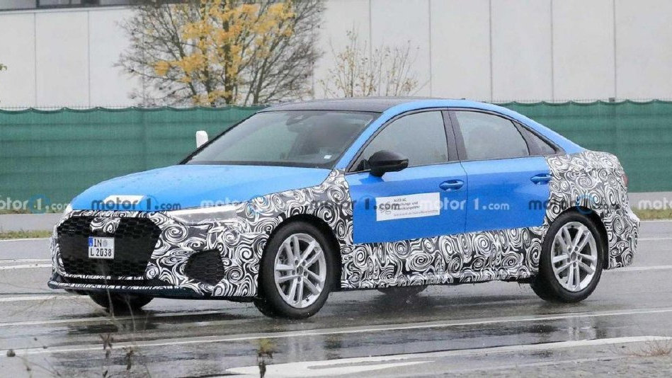 新款奥迪A3路试谍照曝光，造型年轻时尚，或将搭载1.5T发动机-新浪汽车