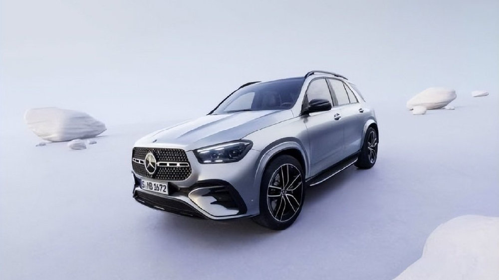 奔驰GLE发布改款官图：内外小幅调整，网友：中规还是2.5T？-新浪汽车