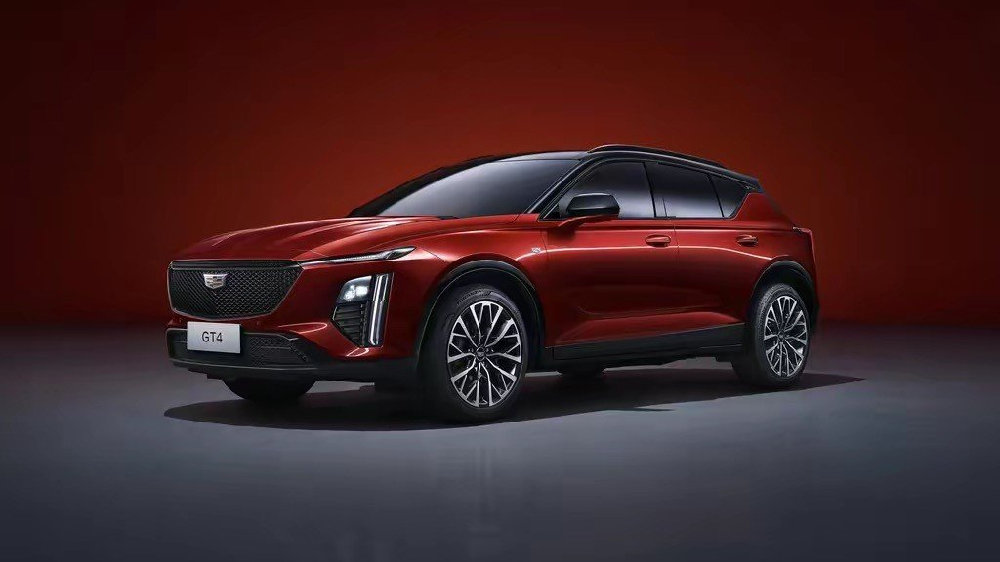 凯迪拉克GT4：不到22万起，配9AT+33英寸曲面大屏，能成爆款吗？-新浪汽车