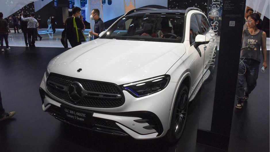新奔驰GLCL铆钉42万的起步价，笃定会有不少人愿意买单！-新浪汽车