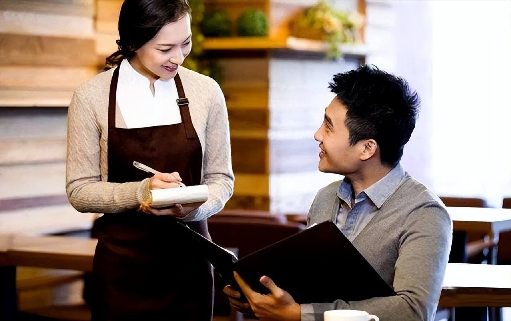 饭局中不懂怎么点菜？别怕！注意这四点，包你学会怎么点菜！