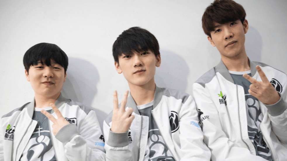 仁川人泪目？Doinb：Rookie与JKL有可能在一起打|仁川|三叉戟|赛季_新浪新闻