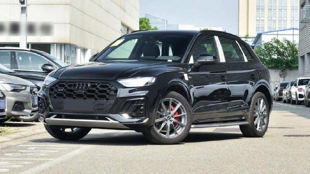 实拍2024款奥迪Q5L，39.9万起，入门2.0T动力9.1秒破百，值吗？-新浪汽车