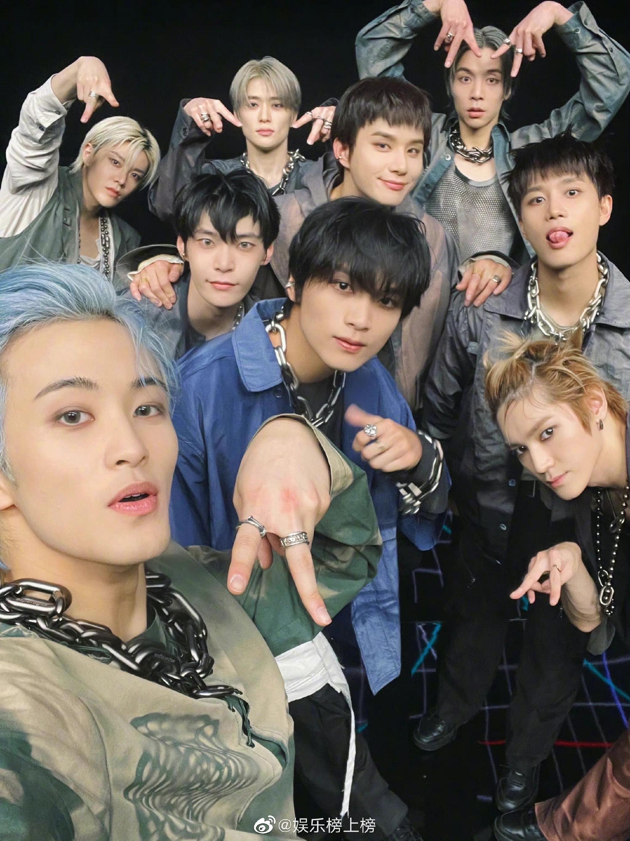 NCT127团体自拍，一粒七好有少年感！|七好|自拍|团体_新浪新闻
